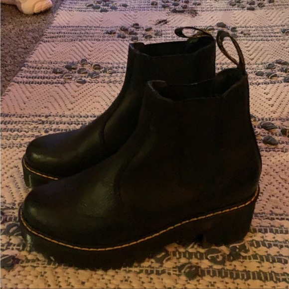 Dr. Martens | Shoes | Doc Marten Chelsea Boots | Poshmark